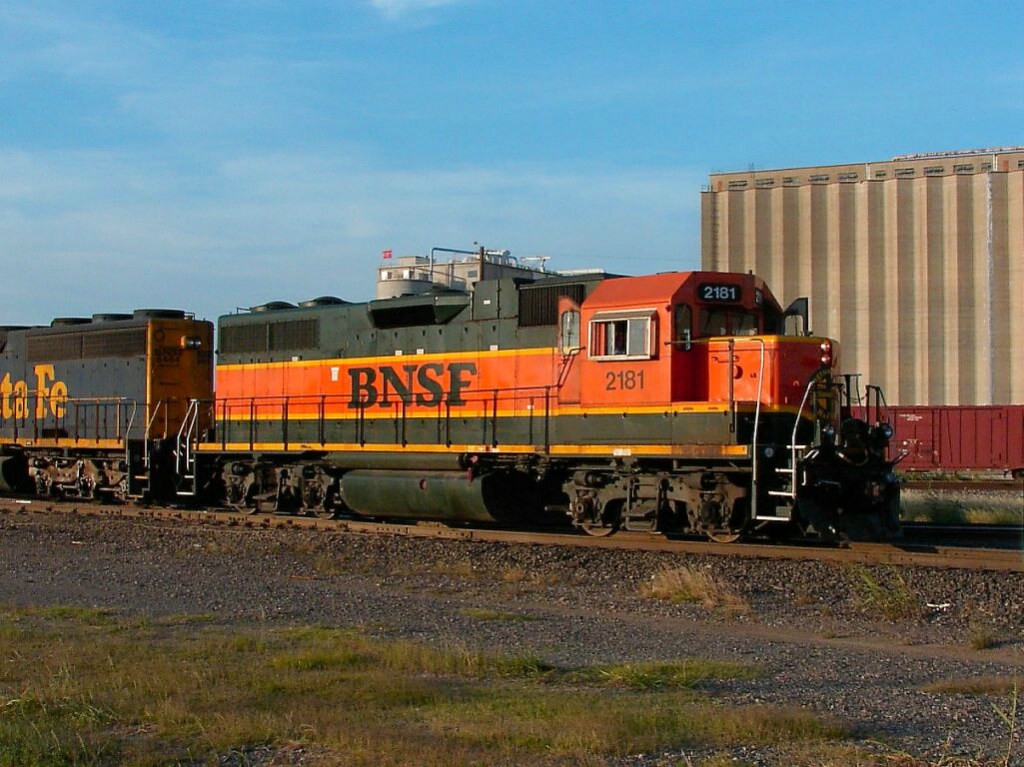 BNSF 2181
